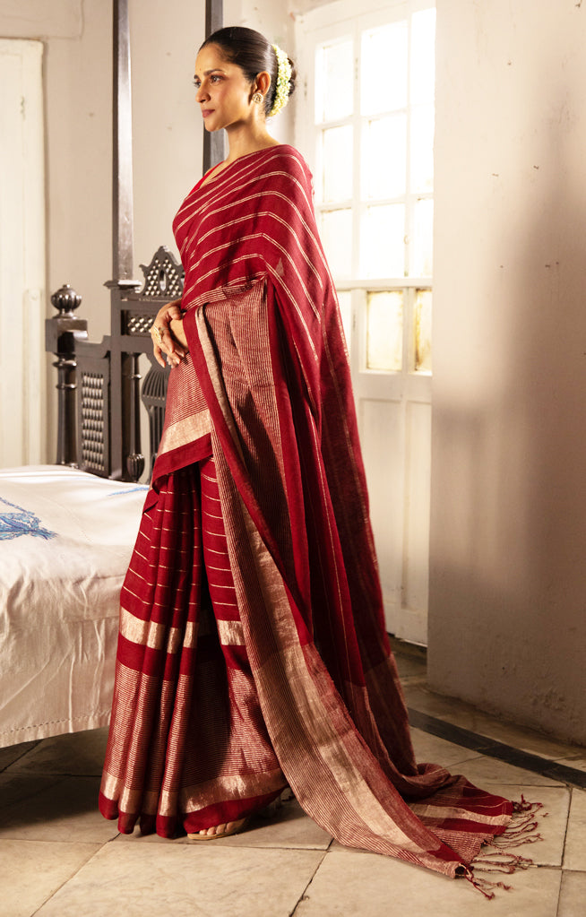 Maroon Linen Saree With Silver Zari Horizontal Strips – Thearyavart